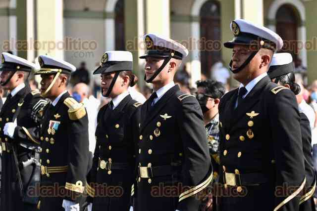 Cada año, 12 mil jóvenes intentan ingresar a la Escuela Naval Militar; sólo quedan 300 - Al ...