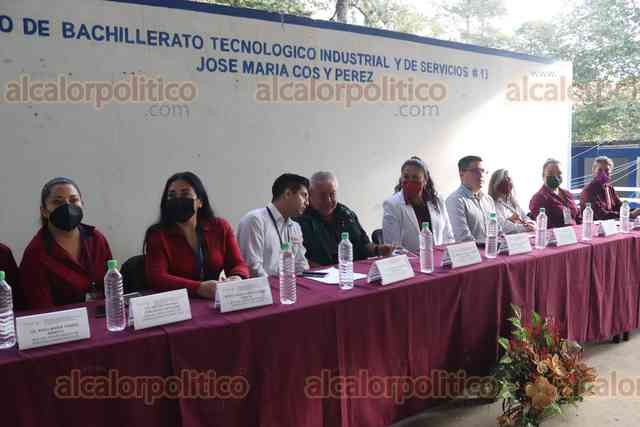 Delegado del Bienestar inaugura curso lectivo en CBTIS 13 de Xalapa ...