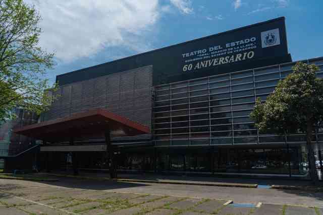 Celebra el IVEC los 60 años del Teatro del Estado “Gral. Ignacio de la Llave” - Al Calor Político