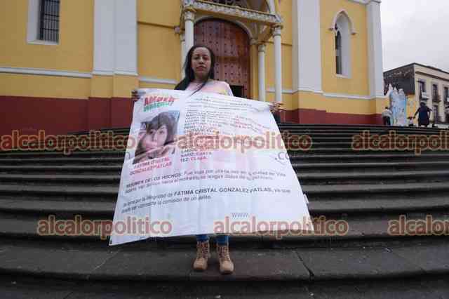 Mientras familia de Fátima llora, Alcaldesa de Villa Aldama le aplaude ...