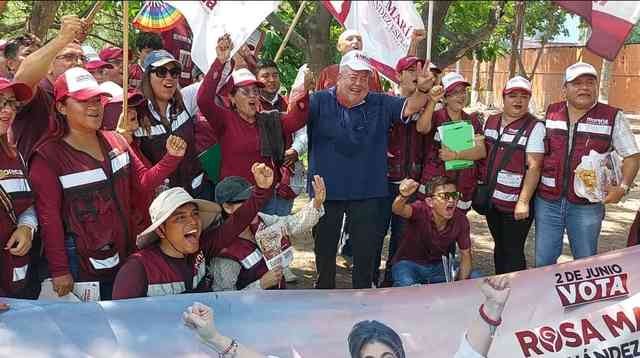 Rosa María Hernández Espejo recorre colonia Las Brisas - Galería ...