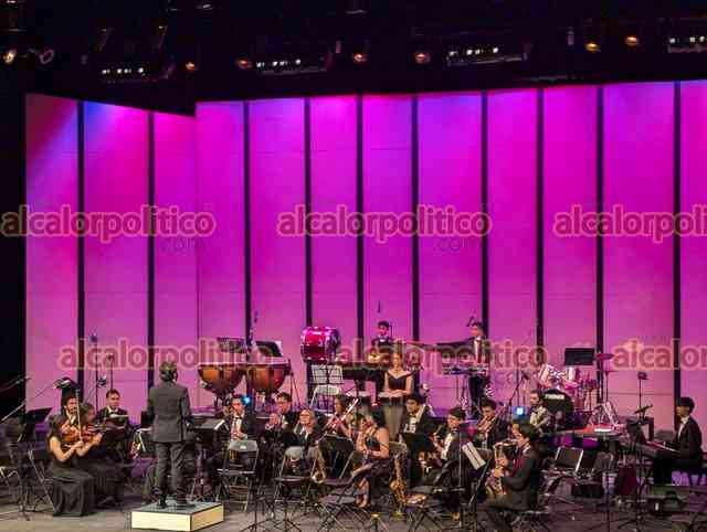 Reconocen a Orquesta Infantil y Juvenil de la SEV, formadora de talentos - Al Calor Político