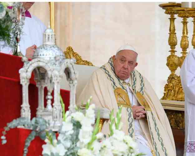 Papa Francisco presenta "un cuadro clínico complejo", reporta el Vaticano - Al Calor Político