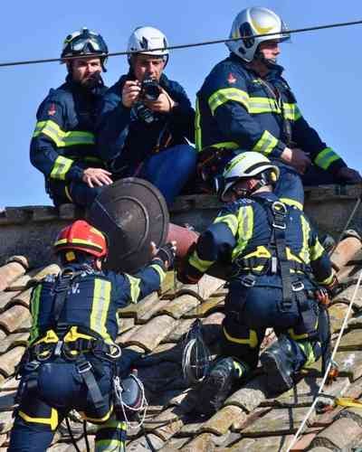 La chimenea que anunciará cuando haya nuevo Papa - Galería ...