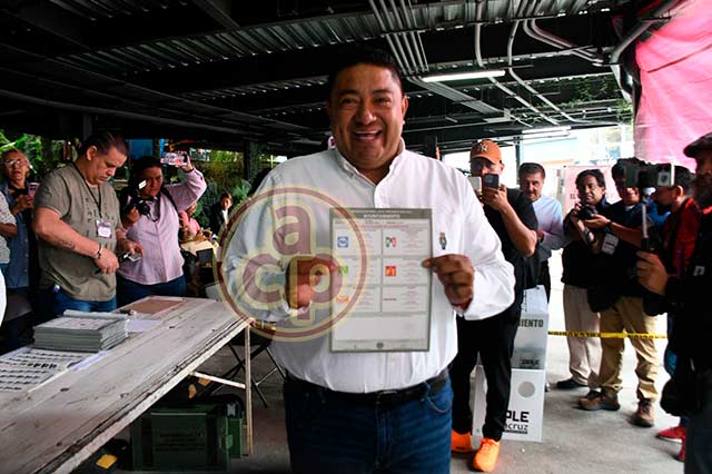 Román Moreno confía en el triunfo de MC en Xalapa; reporta jornada en ...